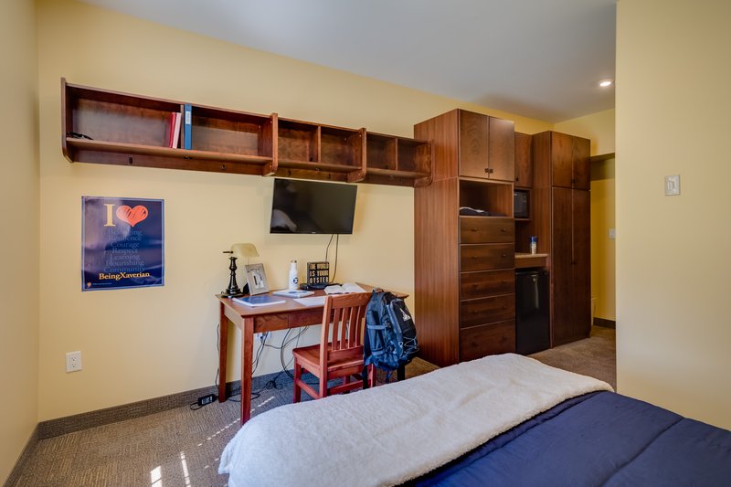 Riley Hall: Single Suite | St. Francis Xavier University